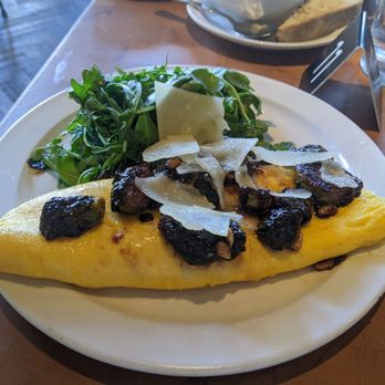 COMMONWEALTH CAFE - Updated September 2024 - 772 Photos & 616 Reviews ...