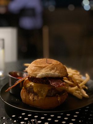 WYE HILL KITCHEN & BREWING - Updated June 2024 - 597 Photos & 427 ...