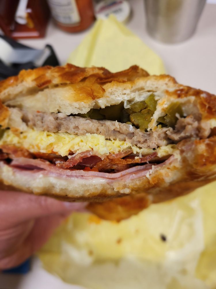 GOLDEN BELL DONUTS - Updated October 2025 - 78 Photos & 178 Reviews ...