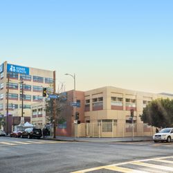 EISNER HEALTH - 30 Photos & 122 Reviews - 1530 S Olive St, Los Angeles ...