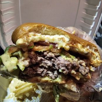 DA BURGER WING HUB - Updated January 2025 - 287 Photos & 114 Reviews ...