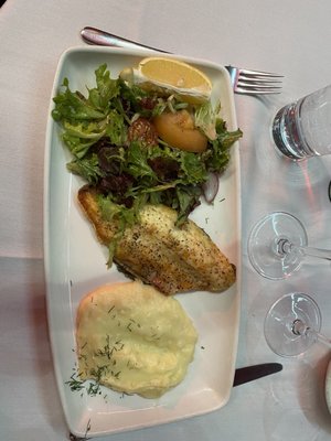 FORA RESTAURANT - Updated September 2024 - 41 Photos & 18 Reviews - 11 ...