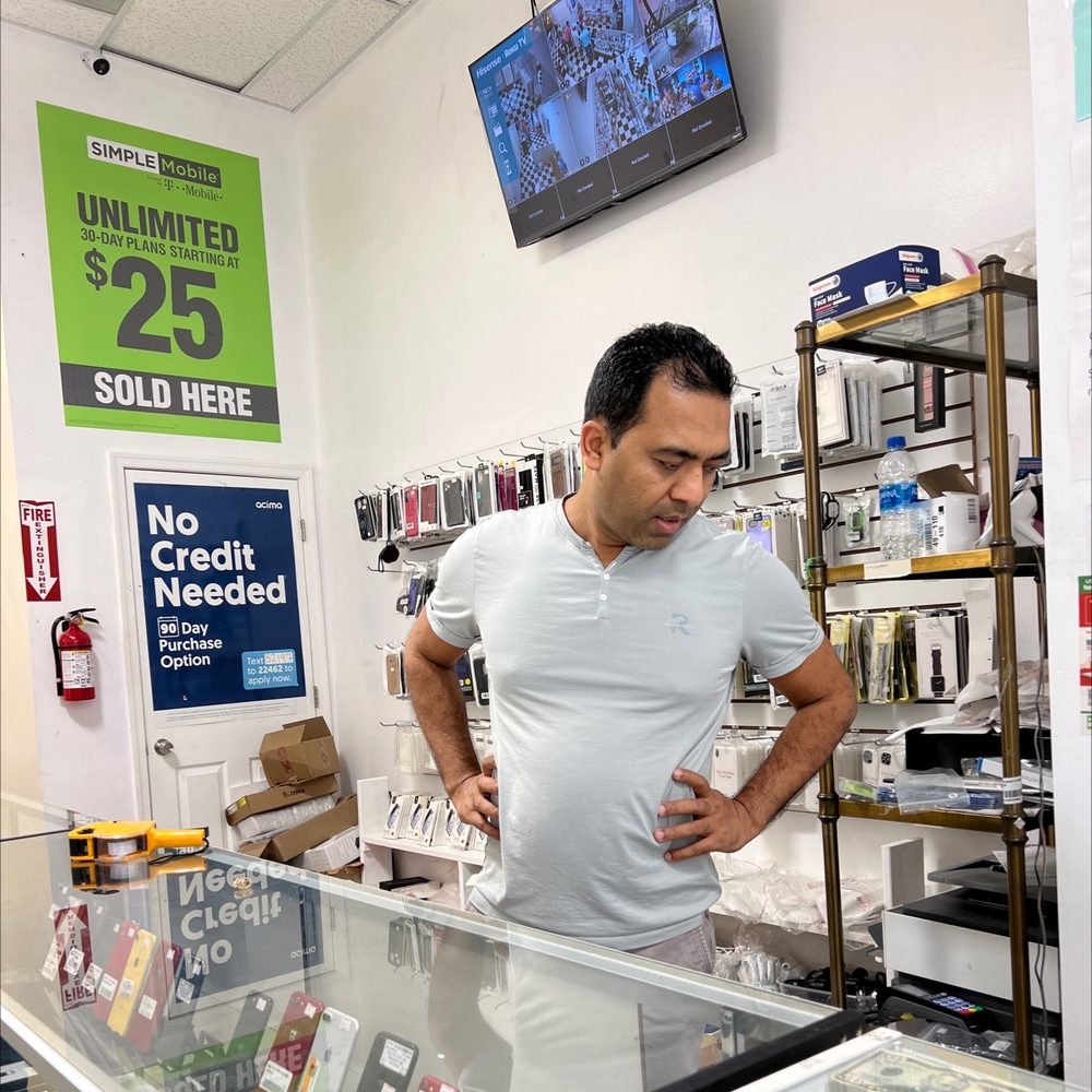 FIVE STAR MOBILE & SUNGLASSES - Updated October 2025 - 12 Photos - 3827 ...