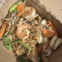 BASIL THAI CUISINE - Updated May 2025 - 358 Photos & 749 Reviews - 210 ...