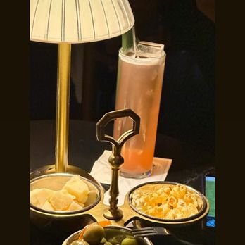 PLATFORM 18 AT CENTURY GRAND - Updated March 2025 - 1176 Photos & 539 ...