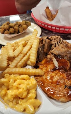 BARBECUE CENTER - 145 Photos & 167 Reviews - 900 N Main St, Lexington ...