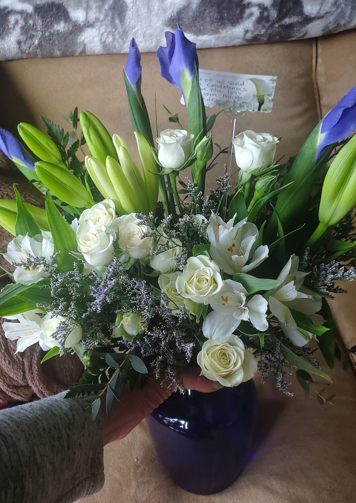 CORNERSTONE FLOWERS - Updated June 2026 - 10 Photos & 19 Reviews - 204 ...