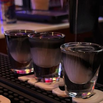 CHEAP SHOTS BAR AND RESTAURANT - Updated September 2025 - 120 Lincoln ...