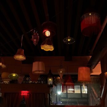 MONA - Updated December 2025 - 140 Photos & 72 Reviews - 1308 Chestnut ...