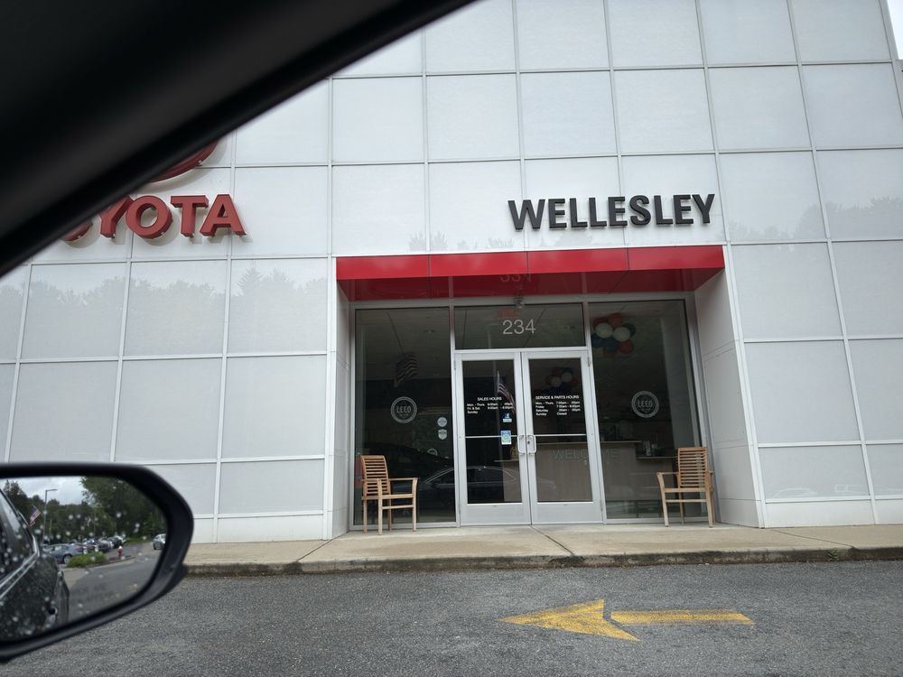 WELLESLEY TOYOTA - Updated May 2026 - 49 Photos & 356 Reviews - 234 ...