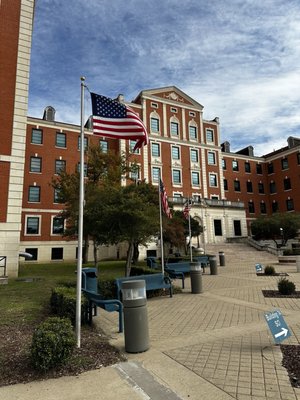 DALLAS VA MEDICAL CENTER - Updated September 2025 - 130 Photos & 130 ...