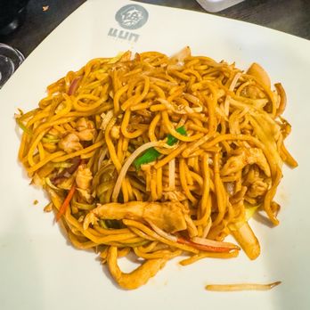 FUN NOODLE BAR - Updated September 2024 - 510 Photos & 327 Reviews ...