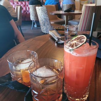 UNIT B EATERY + SPIRITS - Updated August 2024 - 462 Photos & 184 ...