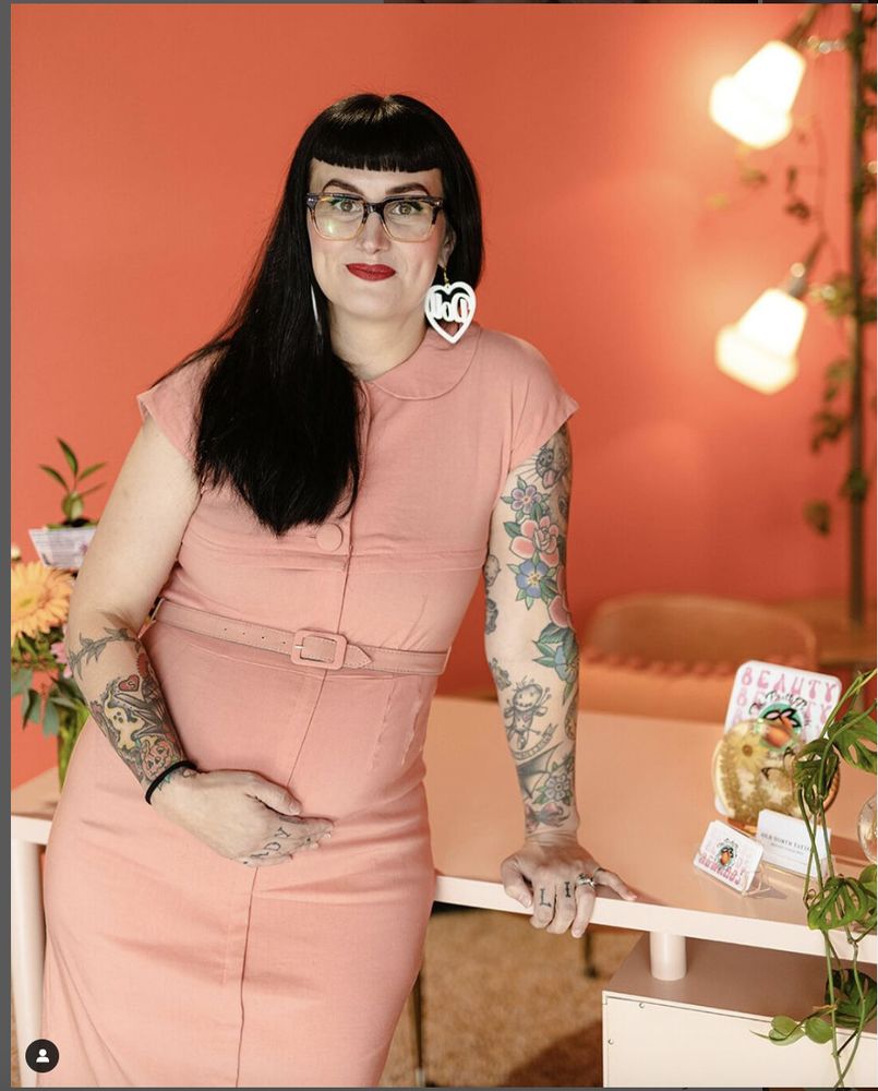 THE PRETTY PEACH - Updated December 2025 - Request an Appointment - 44 ...