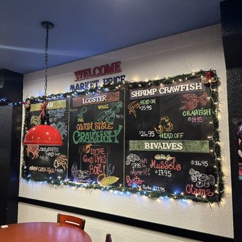 CRAWFISH & HOTPOT - Updated July 2025 - 118 Photos & 39 Reviews - 9447 ...