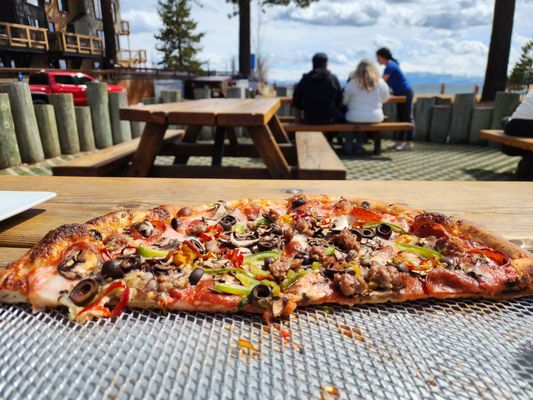 WHITECAPS PIZZA - Updated August 2025 - 564 Photos & 922 Reviews - 8290 ...