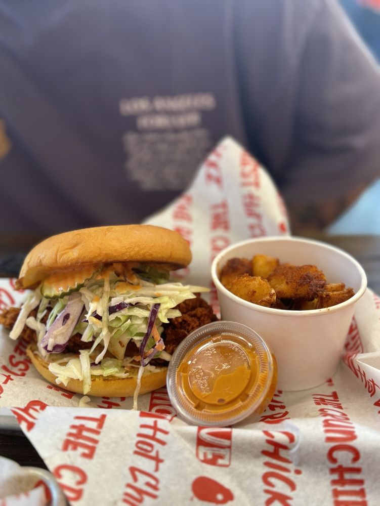 THE RED CHICKZ - Updated March 2025 - 475 Photos & 432 Reviews - 2525 ...