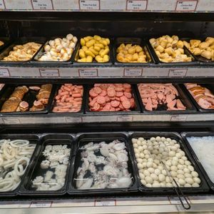 BIG WAY HOT POT - Updated January 2025 - 10 Photos - 344-800 Carnarvon ...