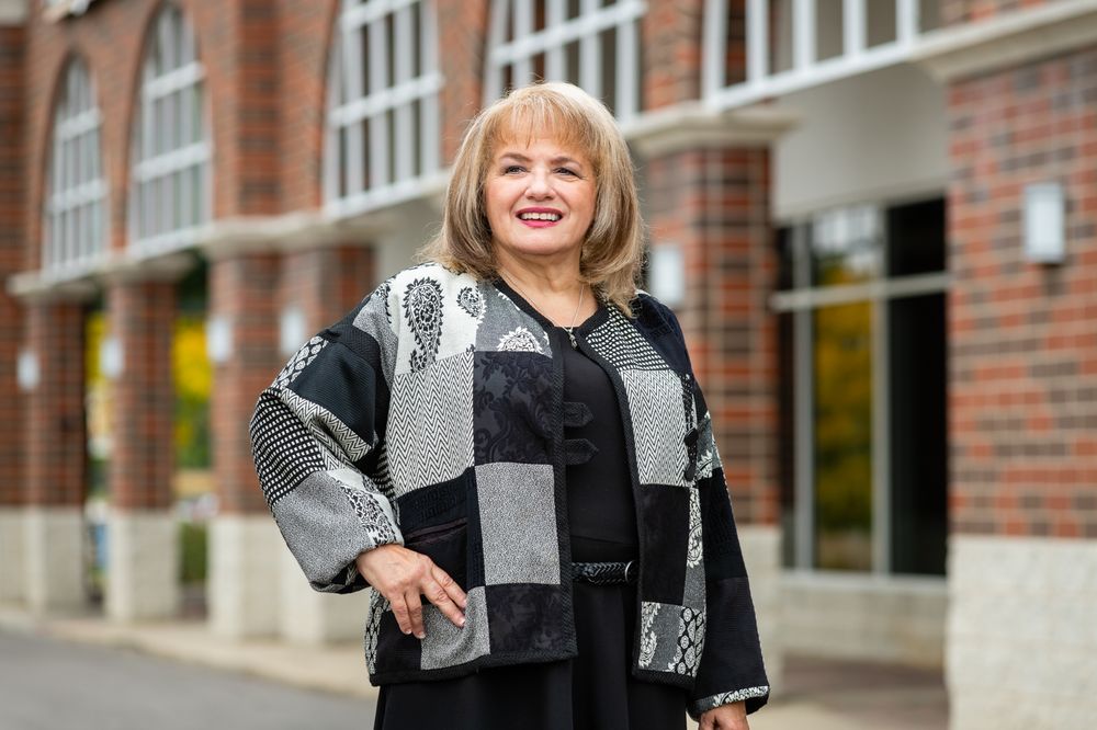 DEBBIE GEAVARAS - BAIRD & WARNER NW SUBURBAN - Updated May 2024 ...