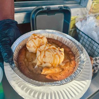 BUZZNBEEZ FOOD TRUCK - Updated August 2024 - 96 Photos & 189 Reviews ...