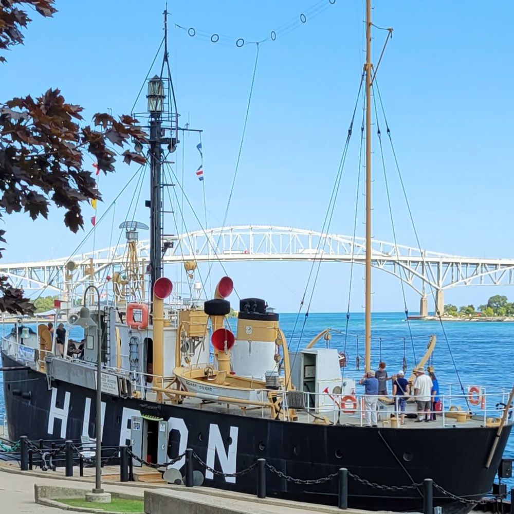 HURON LIGHT SHIP - Updated November 2024 - 800 Prospect Pl, Port Huron ...