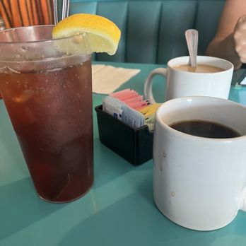 JETHRO’S CAFÉ AND TAVERN - Updated July 2025 - 135 Photos & 203 Reviews ...