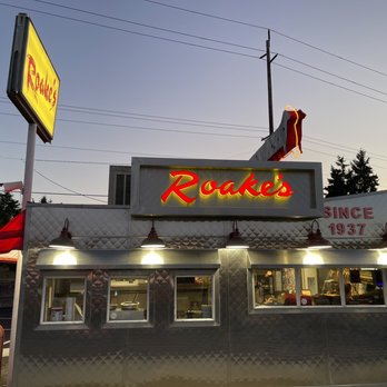 ROAKE’S - 94 Photos & 209 Reviews - 18019 SE McLoughlin Blvd, Portland, Oregon - Hot Dogs ...