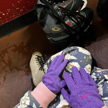 AZ ICE PEORIA - Updated January 2026 - 76 Photos & 84 Reviews - 15829 N ...