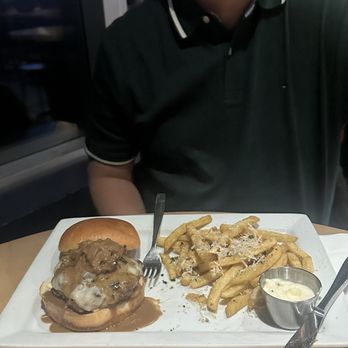 PORT - Updated October 2025 - 409 Photos & 190 Reviews - 1289 Wharf ...