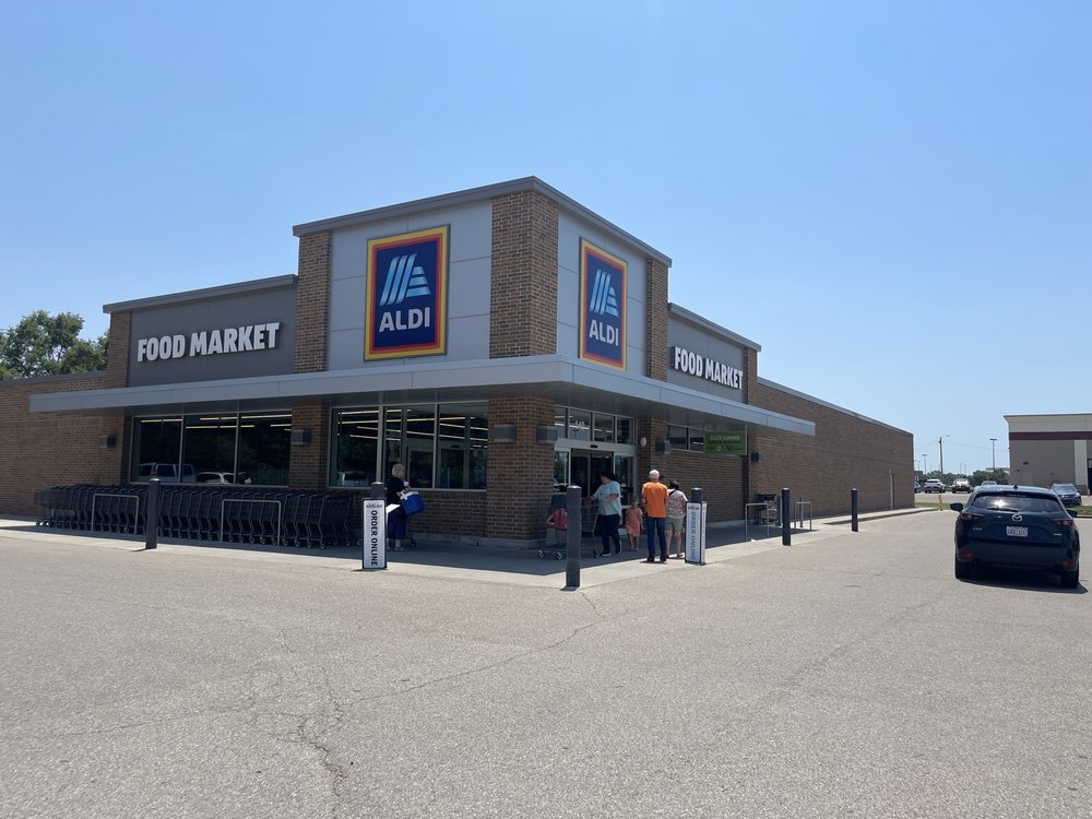 ALDI - Updated December 2025 - 10 Photos - 140 E Poyntz, Manhattan ...