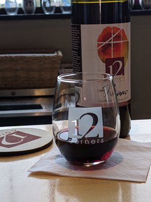 12 CORNERS VINEYARDS - 91 Photos & 77 Reviews - 1201 N Benton Ctr Rd ...