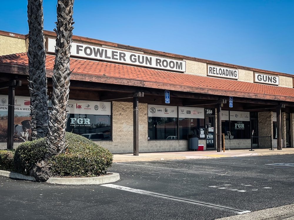 FOWLER GUN ROOM - Updated December 2025 - 91 Photos & 310 Reviews - 358 ...