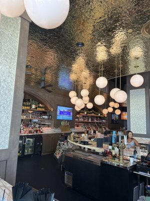 BEELINE - Updated October 2025 - 38 Photos & 17 Reviews - 9115 Strada ...