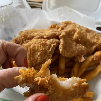 KAREN S SEAFOOD Updated March 2025 48 Photos 24 Reviews 13843 Outlet Dr Silver Spring Maryland Seafood Restaurant Reviews Phone Number Menu Yelp