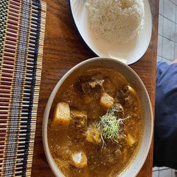 INLAY BURMESE KITCHEN - Updated July 2025 - 416 Photos & 276 Reviews ...