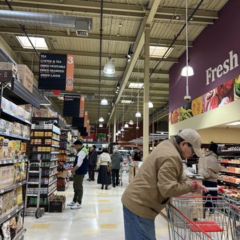 H MART - EDISON - Updated March 2025 - 1026 Photos & 362 Reviews - 1761 ...