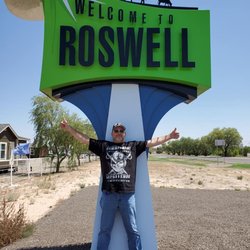 ROSWELL WELCOME SIGN - 25 Photos - Roswell, New Mexico - Landmarks ...