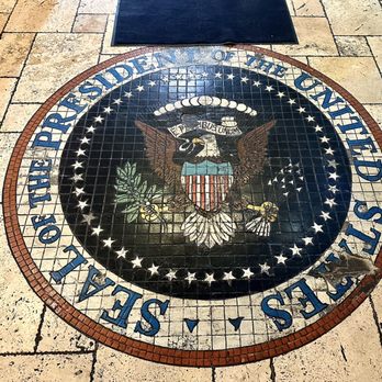 PRESIDENTIAL LOUNGE - 446 Photos & 323 Reviews - 3649 Mission Inn Ave ...