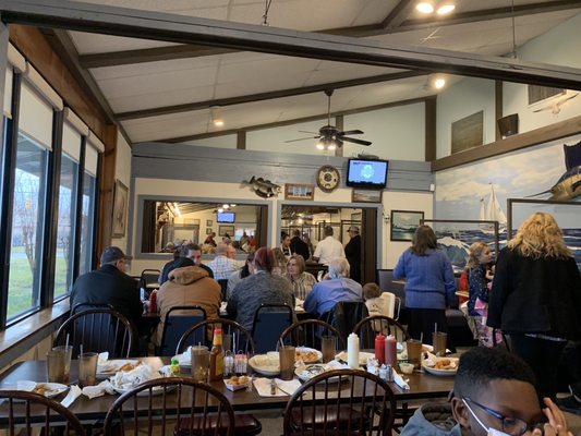 HARBOR INN - Updated December 2025 - 77 Photos & 120 Reviews - 2408 S ...