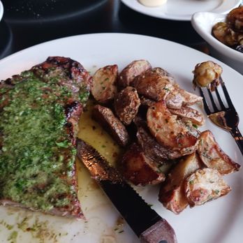 EDIBLES RESTAURANT & BAR - Updated March 2025 - 276 Photos & 345 ...