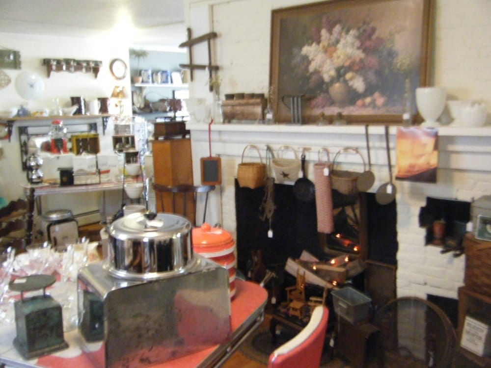 TAG SALE TREASURES - Updated January 2026 - 13 Photos & 11 Reviews ...