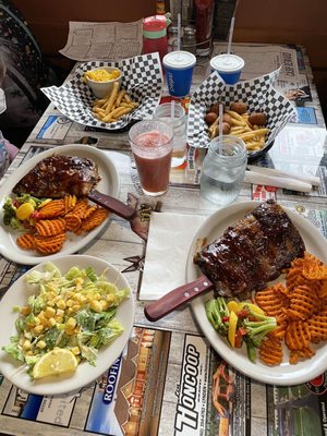 RUSTY WAGON OLD TYME FOOD & BEVERAGE CO. - 134 Photos & 117 Reviews ...