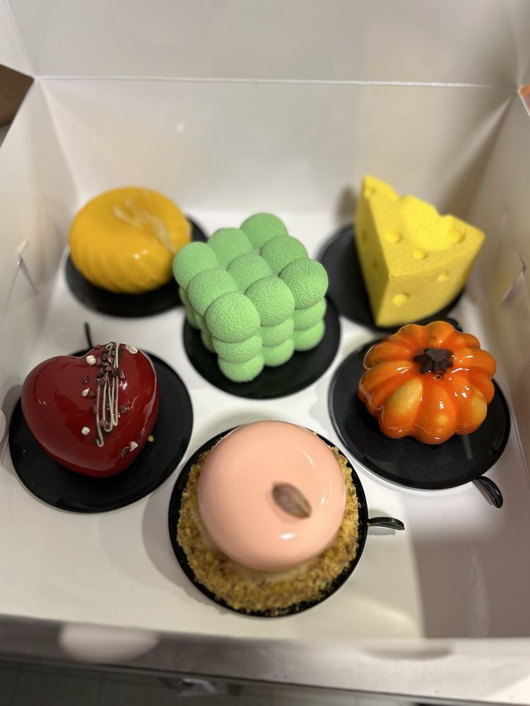 TISTO CAKES - Updated December 2025 - 16 Photos - 1305 Windermere Way ...