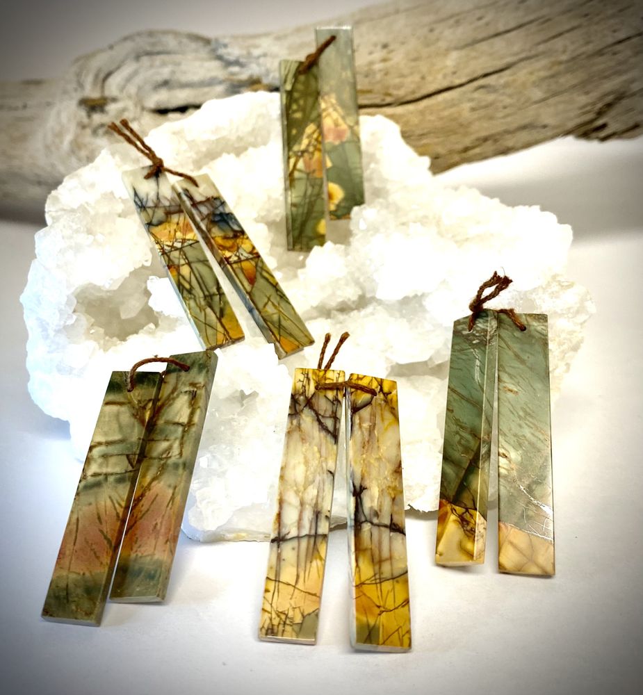 FINE FEATHER ROCKS - Updated March 2025 - 42 Photos - 15706 Rd W ...