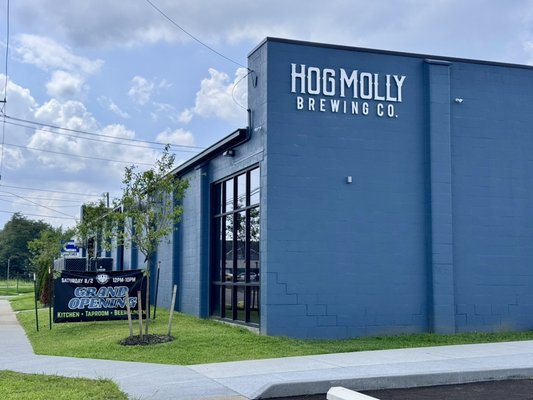 HOG MOLLY BREWING - Updated December 2025 - 93 Photos & 29 Reviews ...
