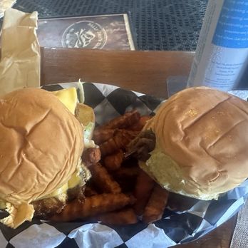 BILLY JACKS SHACK - Updated August 2024 - 825 Photos & 535 Reviews ...