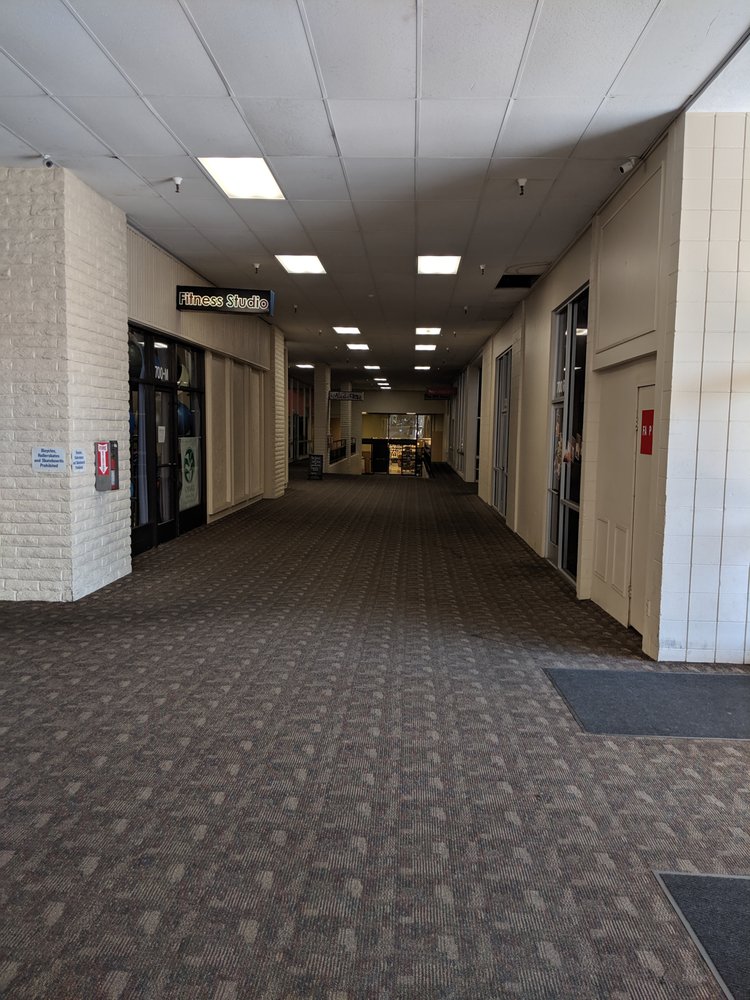 CITRUS VILLAGE SHOPPING CENTER - Updated June 2025 - 13 Photos - 700 E ...