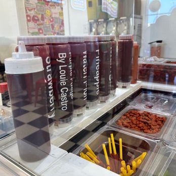 PICA PICA CANDY BAR - 10 Photos - 937 North Expy, Brownsville, Texas ...