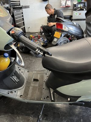 THE MOPED SHOP - Updated October 2025 - 62 Photos & 46 Reviews - 934 ...