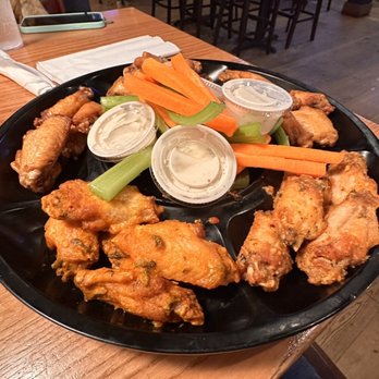 WILD WING CAFE - Updated August 2025 - 105 Photos & 284 Reviews - 7900 ...